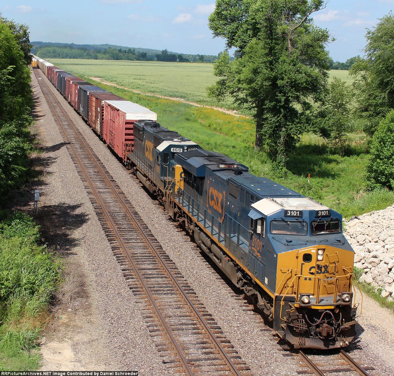 CSXT 3101 UP train ASMAR